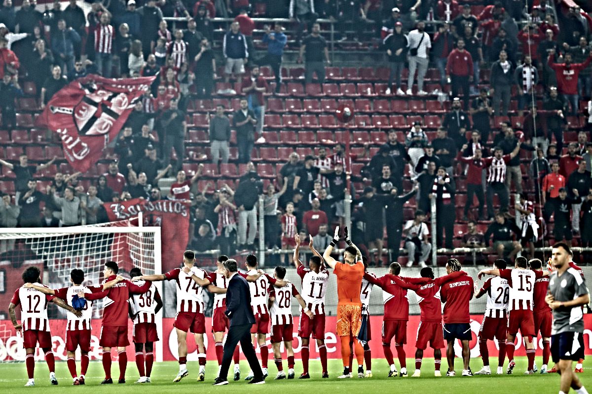 Θύρα 7: «Λαϊκή απαίτηση η νίκη στην Λεωφόρο!» (pic) - Όλα Πράσινα