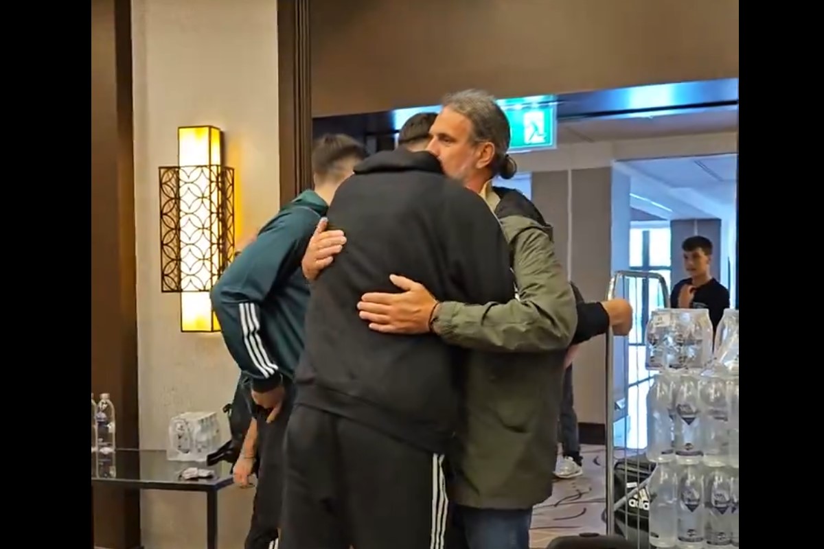 ΑΝΑΤΡΙΧΙΛΑ: Αλβέρτης-Διαμαντίδης... ξεπροβοδήσαν την «πράσινη» αποστολή ...