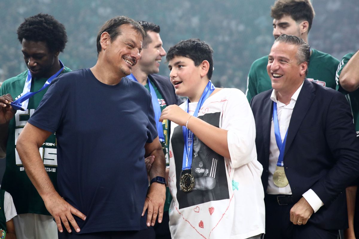 Σαρπ Αταμάν: Τοποθετήθηκε για την κατάσταση της υγείας του πατέρα του ...