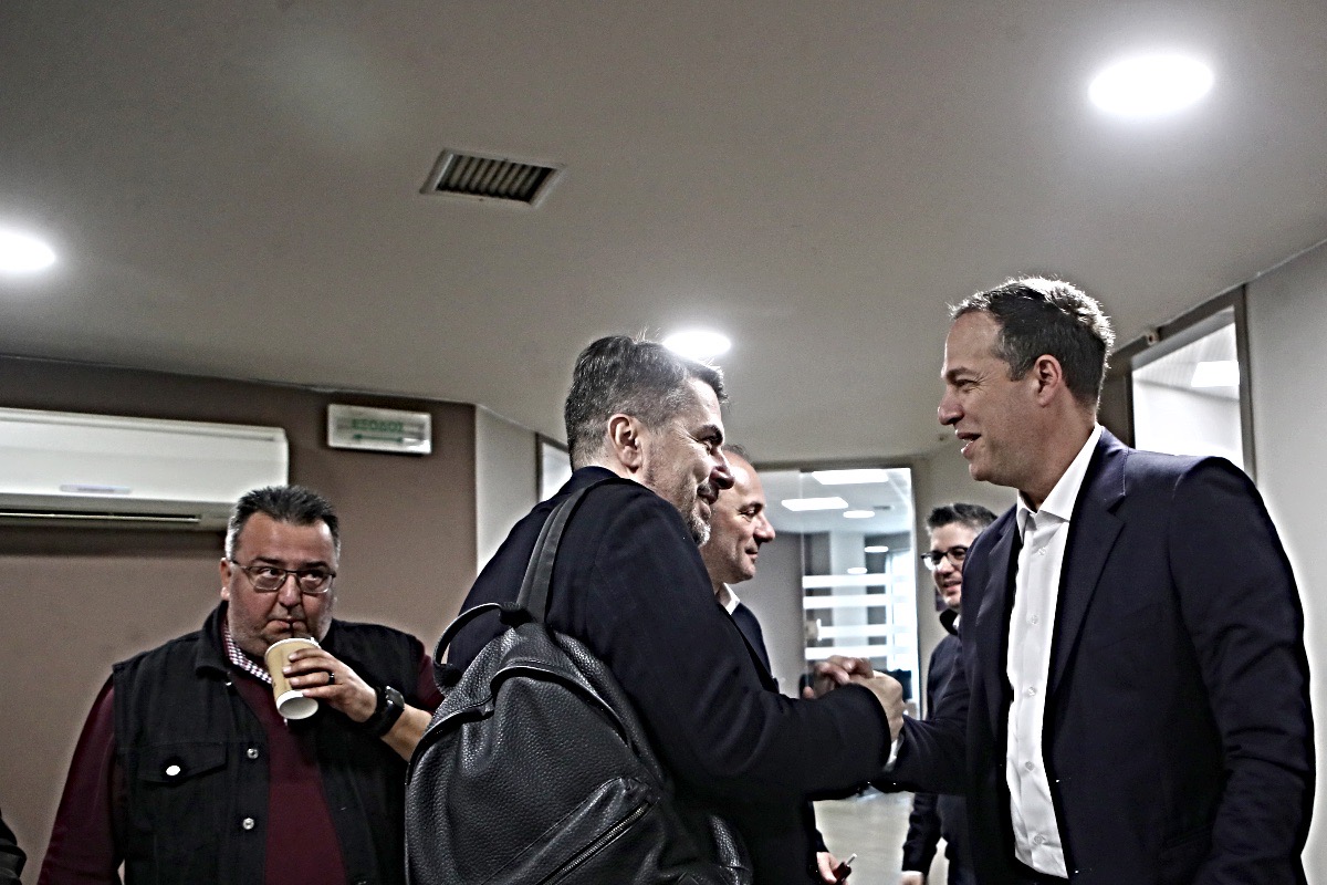 ΑΠΙΣΤΕΥΤΟ: Παράνομη και η εκλογή Μέλη από το σύστημα ΕΟΚ - Ολυμπιακού ...